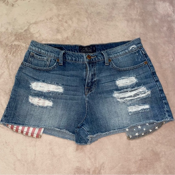 Lucky Brand | Shorts | Lucky Brand Malibu Distressed Short Size 628 ...